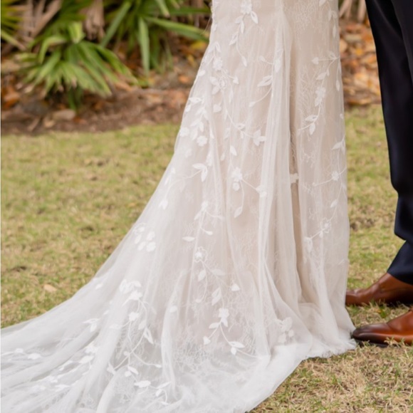 BHLDN | Dresses | Nwt Bhldn The Claremont Wedding Gown Us Not Altered ...